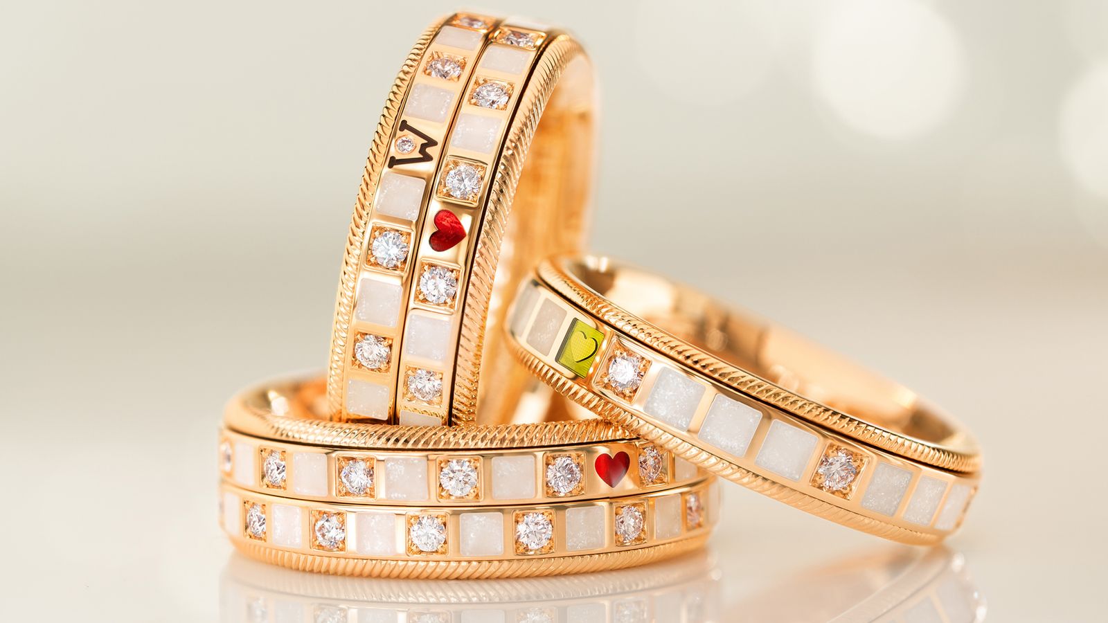 THE WORLD'S “MOST VIBRANT” RING.